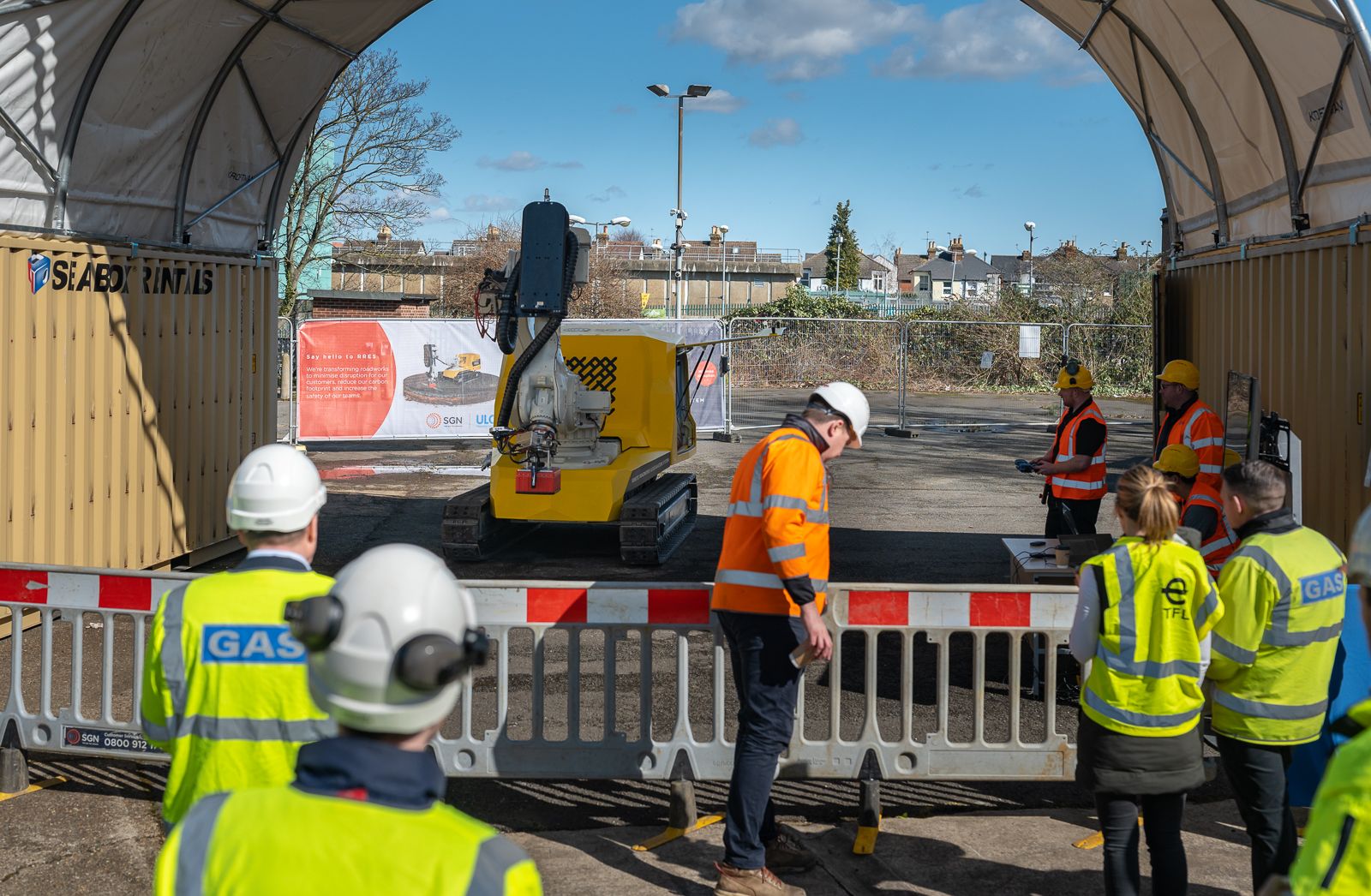 World-first robotic roadworks system being trialed in the UK – ULC ...